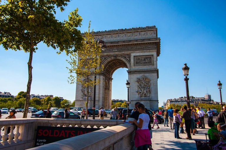 Paris Tour Guide - Visit Paris with your private guide